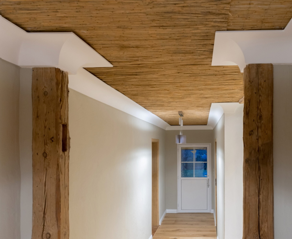 CWC-23 (L) - The Coving & Cornice Warehouse